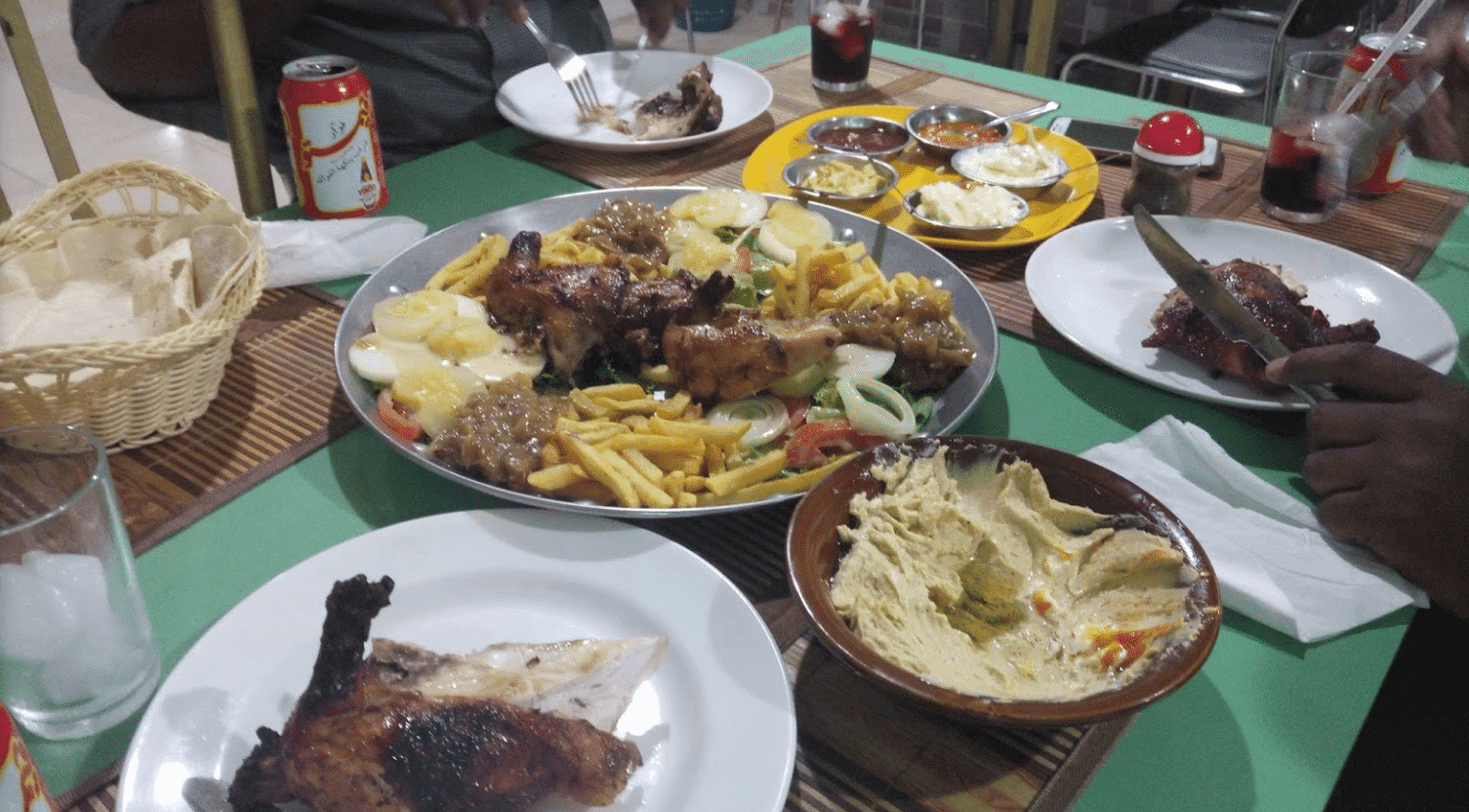 Chez Elias Dakar - Restaurant avis, Menu,Photos » Senegal Ndiaye